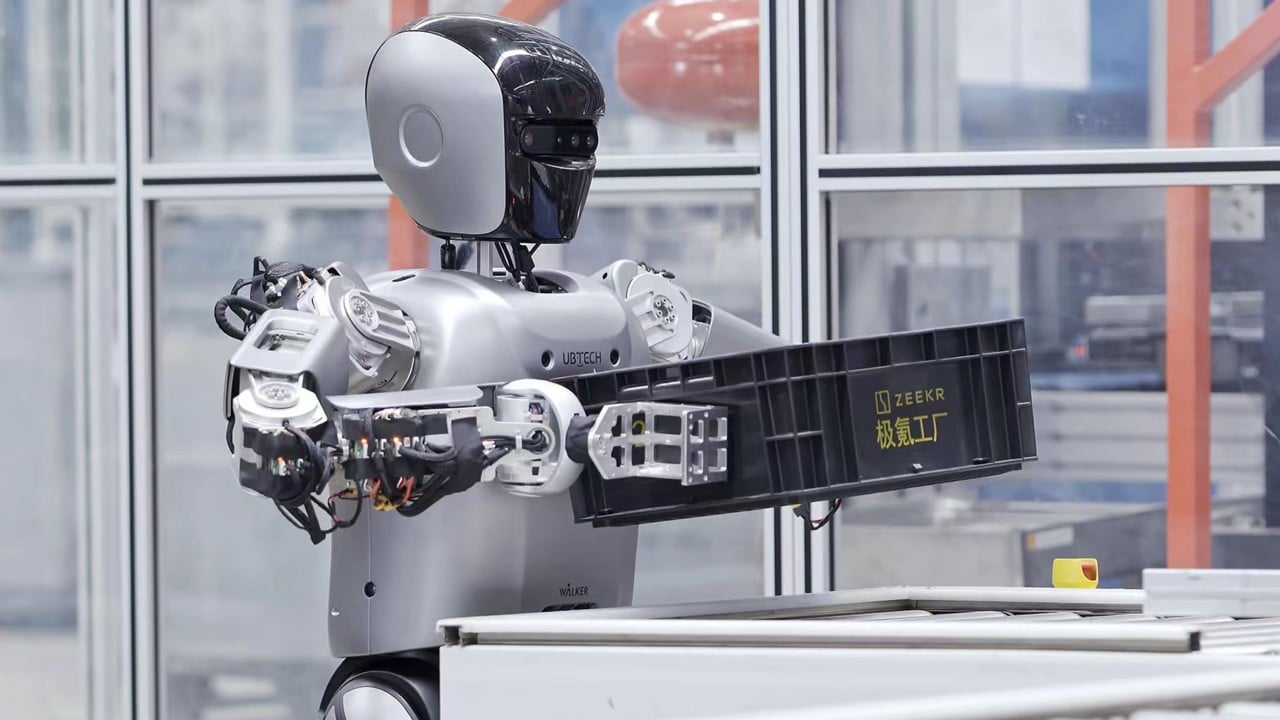 China holds dominant position in humanoid robot ecosystem: analysts ...